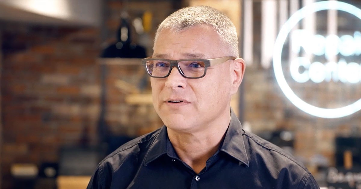 Goodbye roaming charges, hello "inOne mobile go" | Swisscom